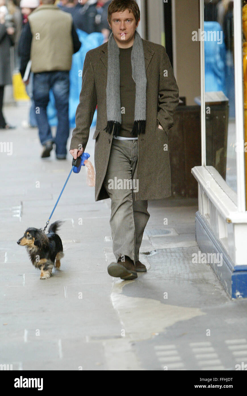 Martin freeman the office hi-res stock photography and images - Alamy