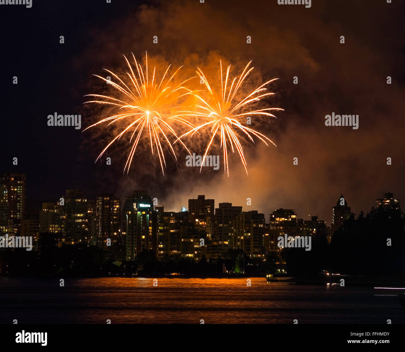 British musical fireworks hi-res stock photography and images - Alamy