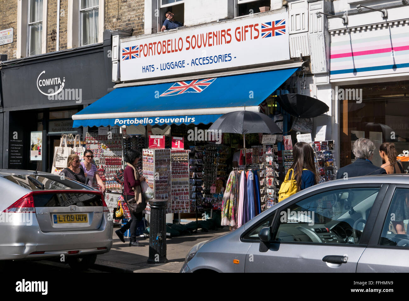 Shopping in notting hill gate hi-res stock photography and images - Alamy
