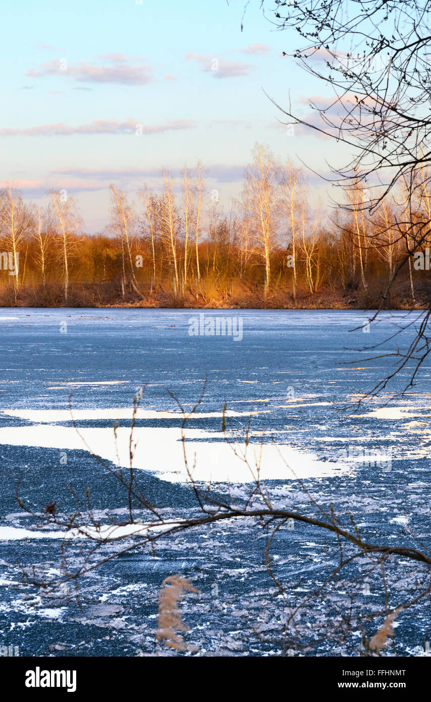 Spring landscape with melting ice on the lake on a clear day Stock ...