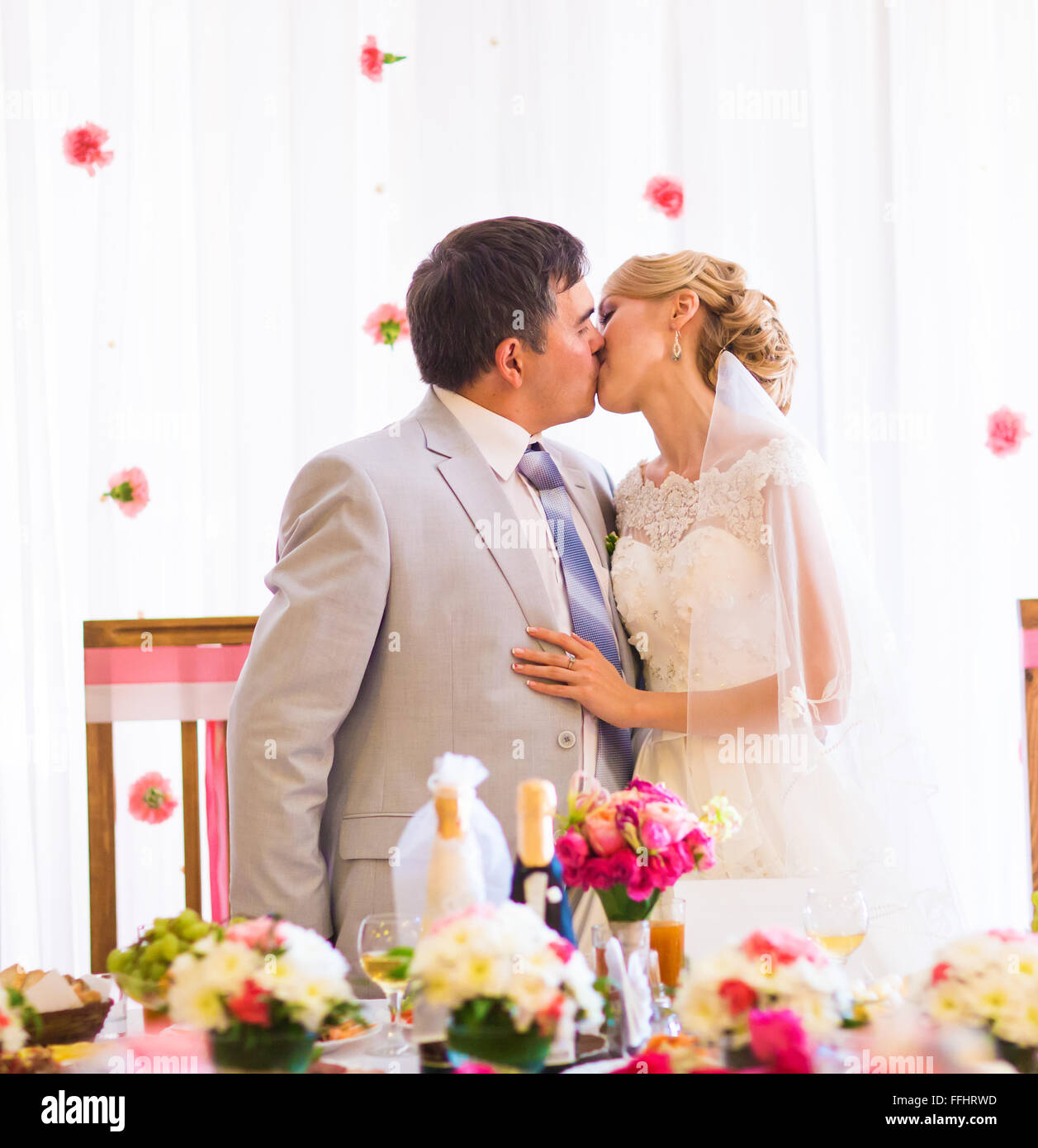 Happy bride and groom on their wedding Stock Photo - Alamy