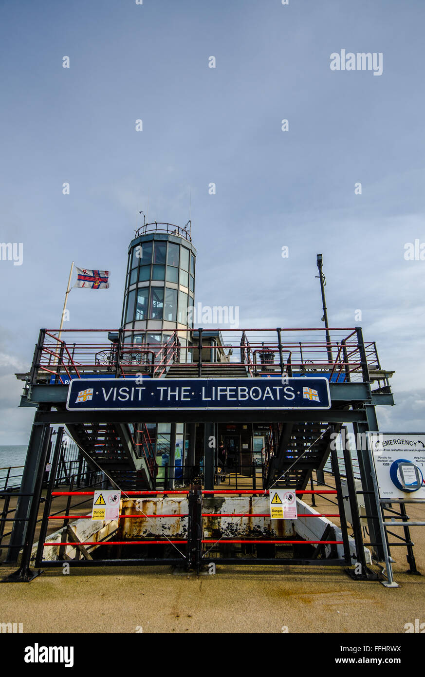 Rnli flag at southend on sea hi-res stock photography and images - Alamy