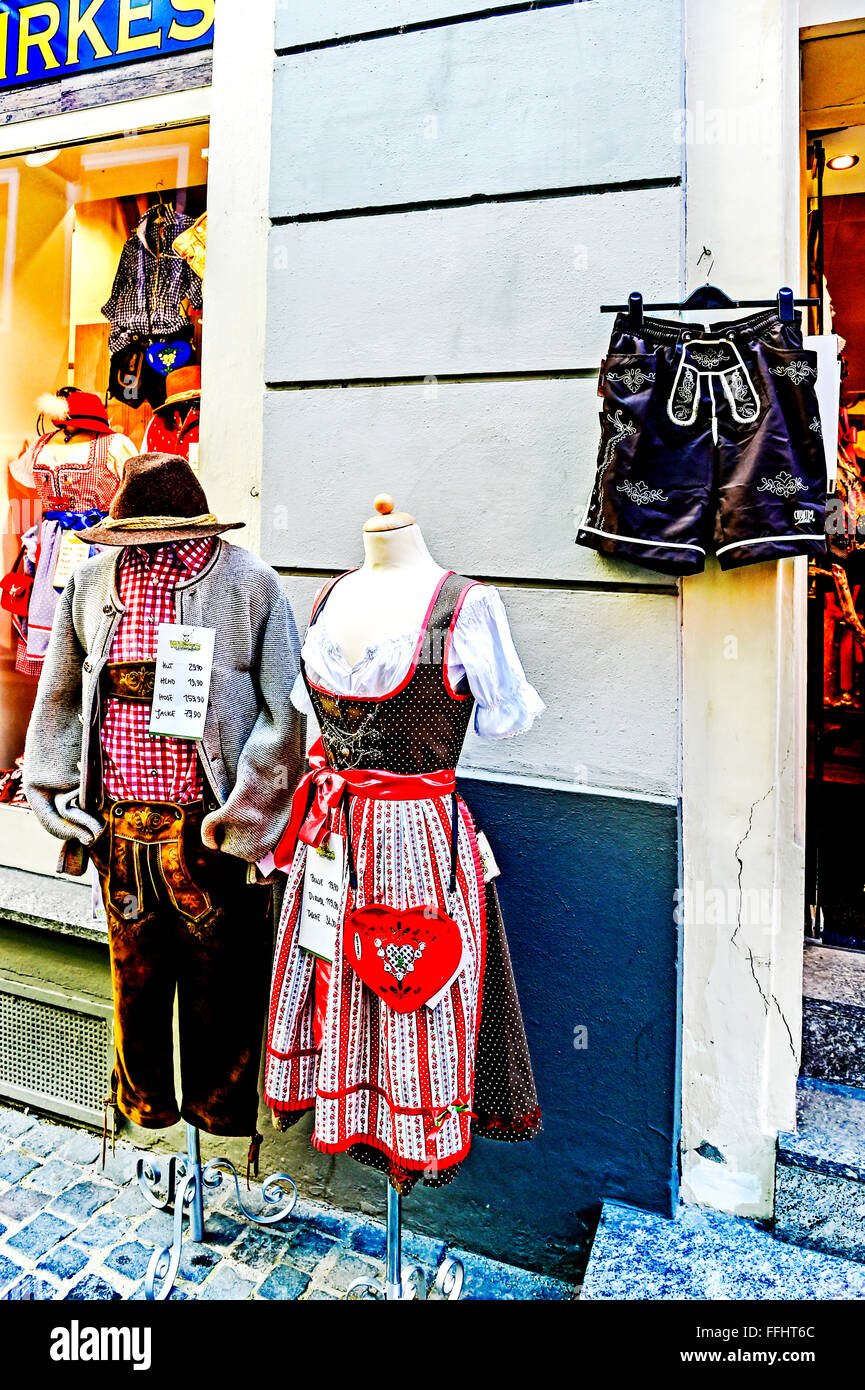 Bayerische tracht hi-res stock photography and images - Alamy