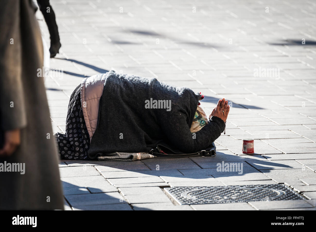 Lady beggar hi-res stock photography and images - Alamy