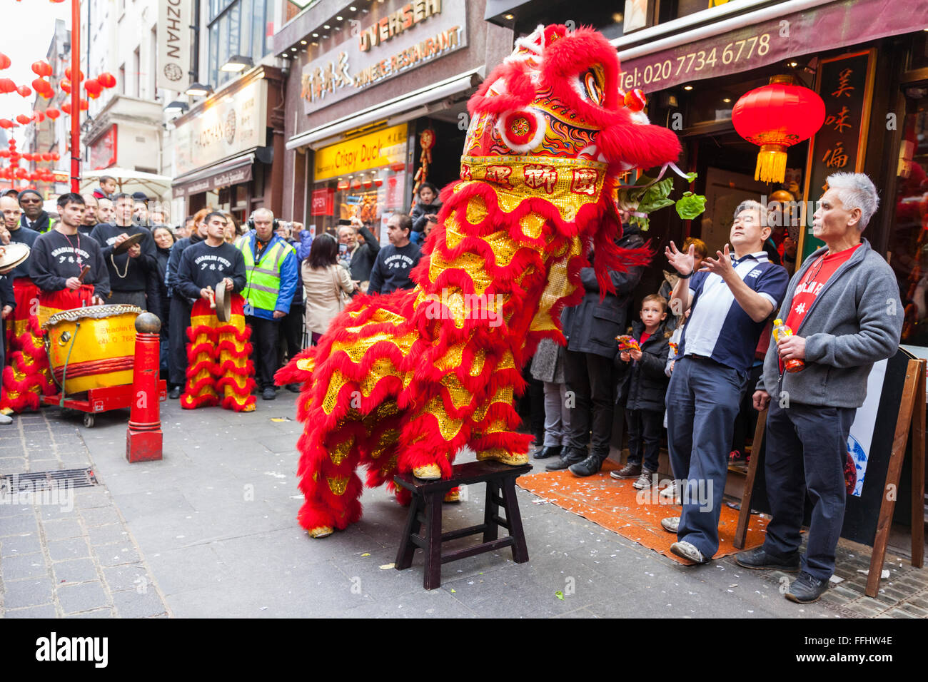 London, UK, 14th Feb, 2016. For the Choi Ching ritual, cabbage ...