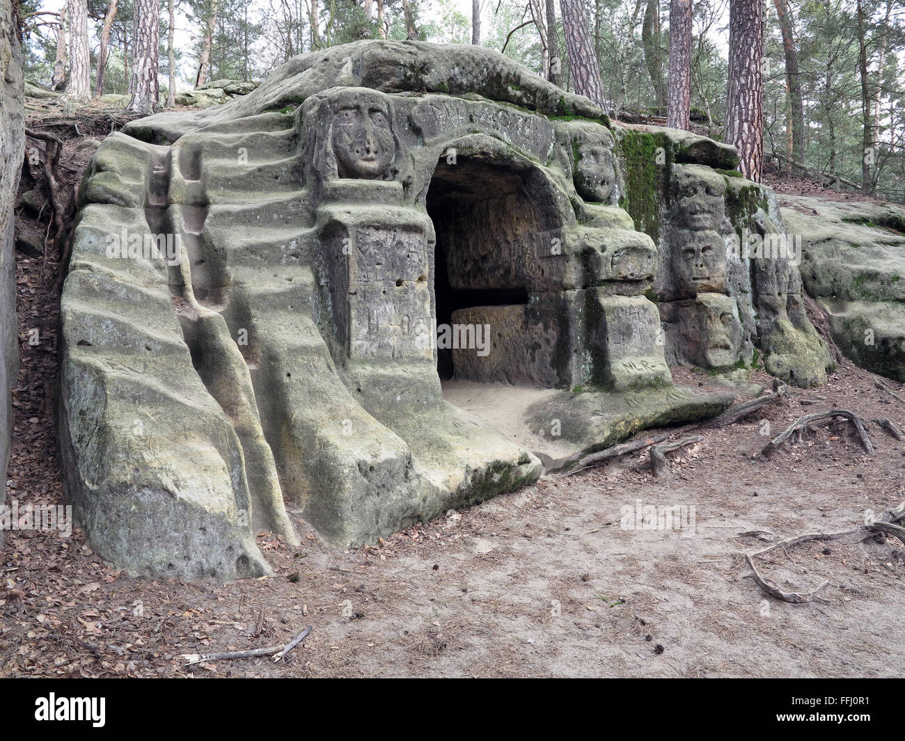 Relief cave hi-res stock photography and images - Alamy
