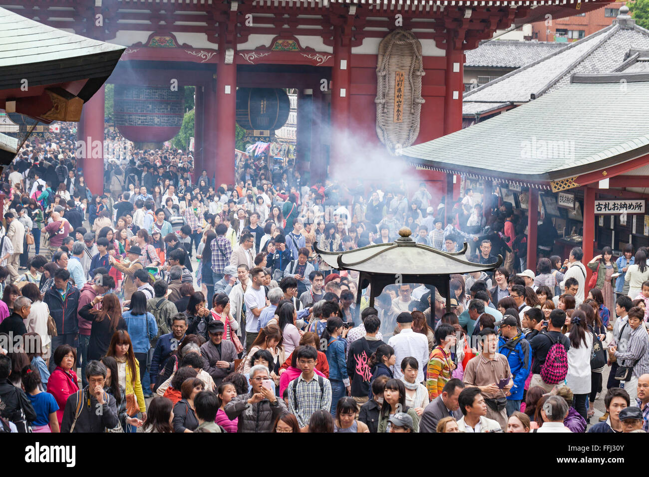 TOKYO, JAPAN -MAY 2: Crowd of japanese people walking around the most ...