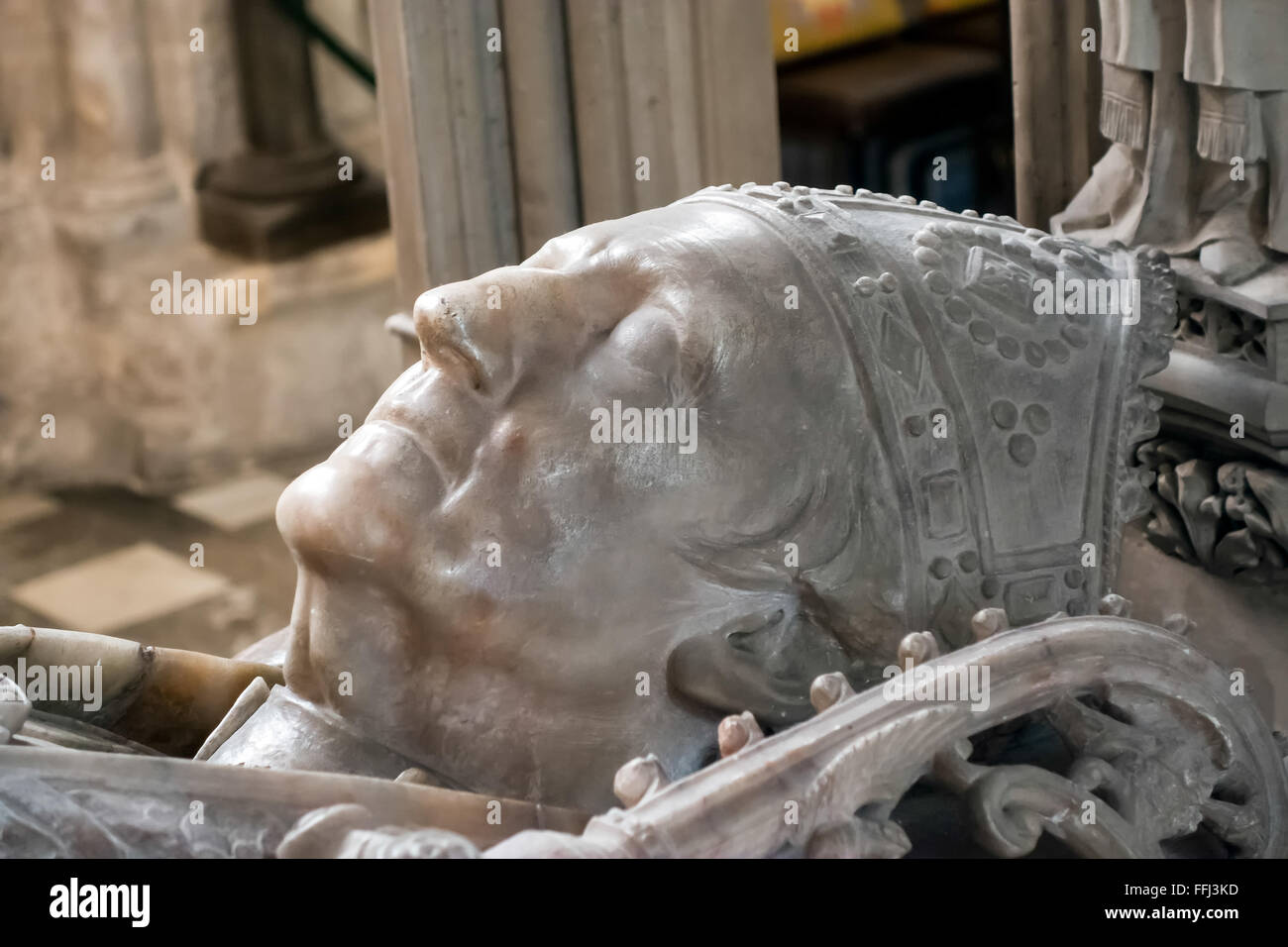 Bishop of chichester cathedral hi-res stock photography and images - Alamy