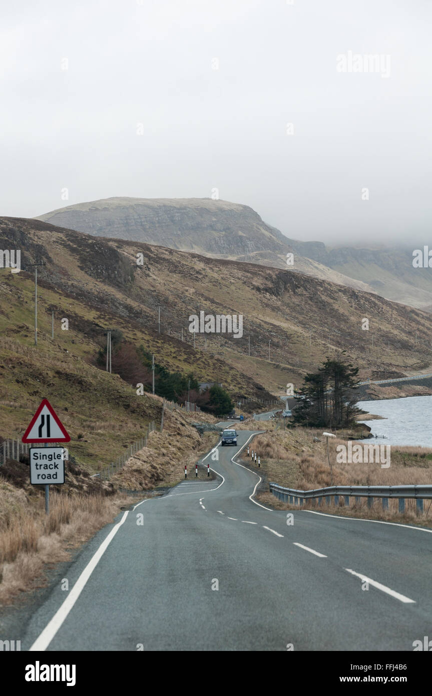 Road to skye hi-res stock photography and images - Alamy