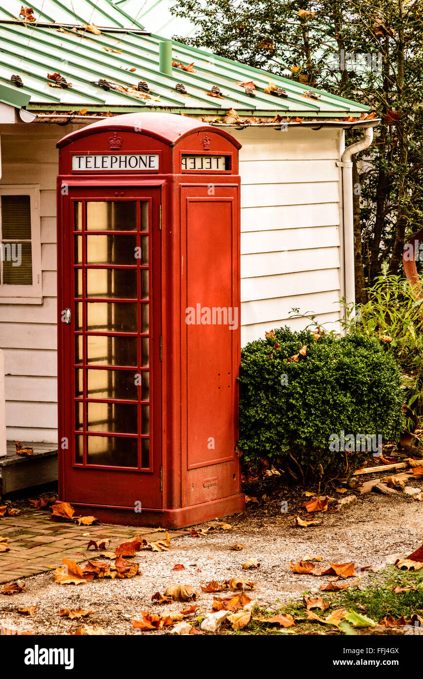 Pink phone booth hi-res stock photography and images - Alamy