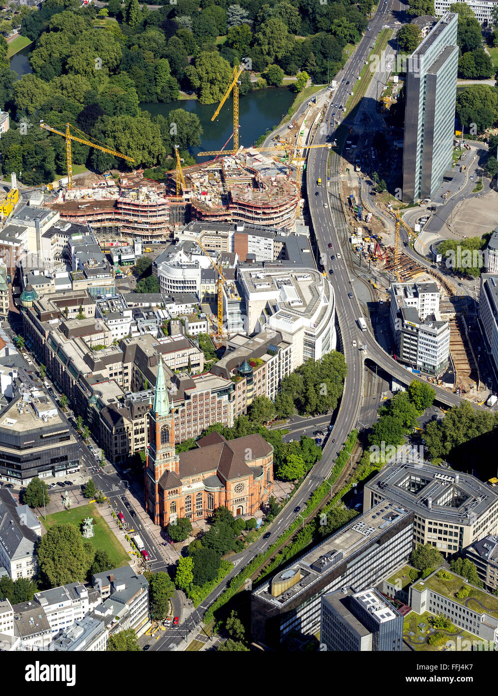 Aerial view, Tausendfuessler, Jan-Wellem-Platz, construction of the ...