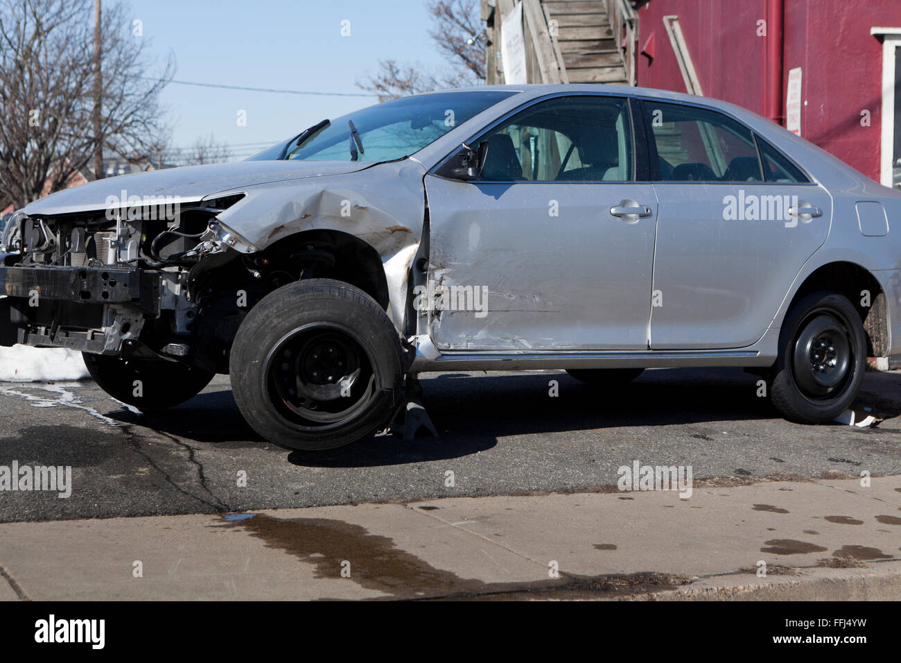 Toyota camry damaged hi-res stock photography and images - Alamy