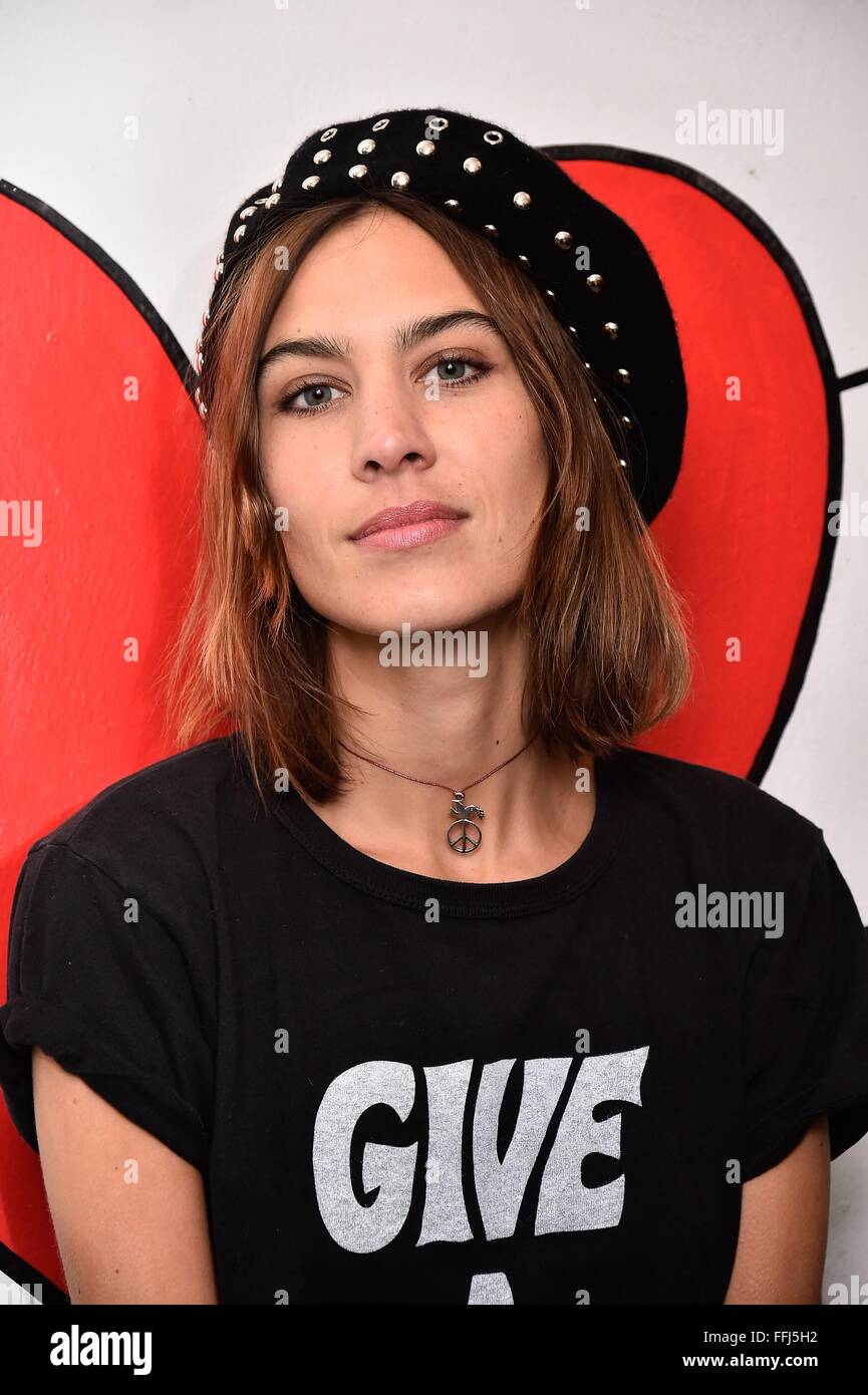 New York, NY, USA. 14th Feb, 2016. Alexa Chung in attendance for ...
