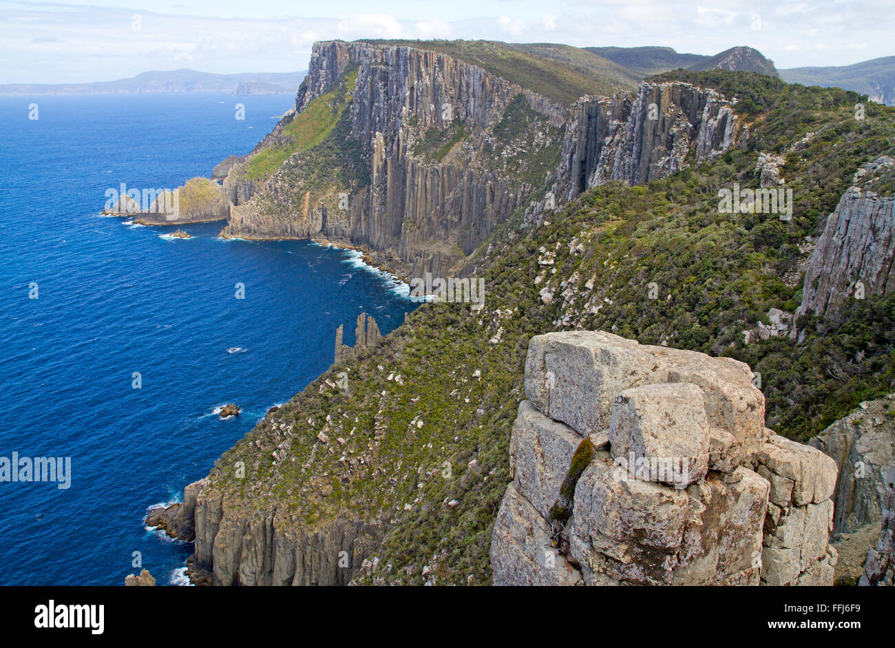 Tasman Peninsula cliffs near Cape Pillar Stock Photo - Alamy