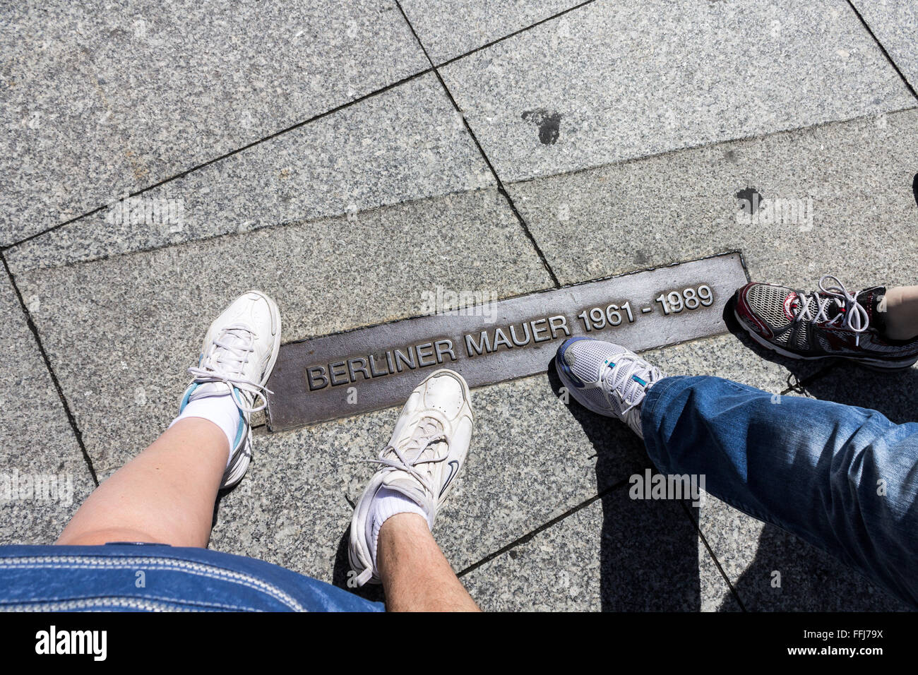 Berlin mauer sign hi-res stock photography and images - Alamy
