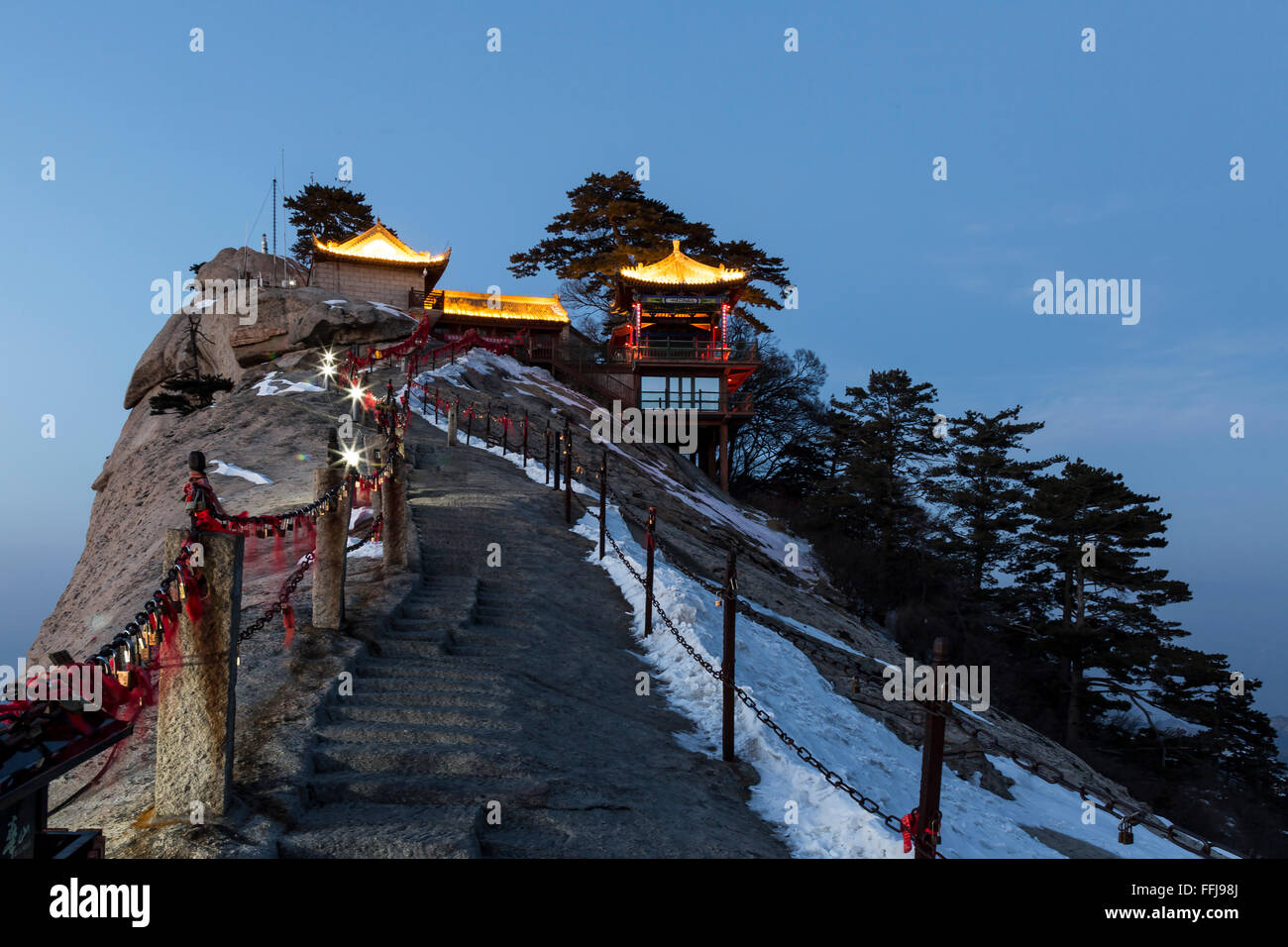 View of the West Peak of Mount Huashan at Sunset, China Stock Photo - Alamy