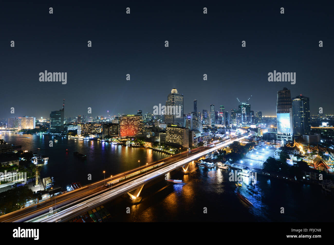Bangkok lebua tower hi-res stock photography and images - Alamy