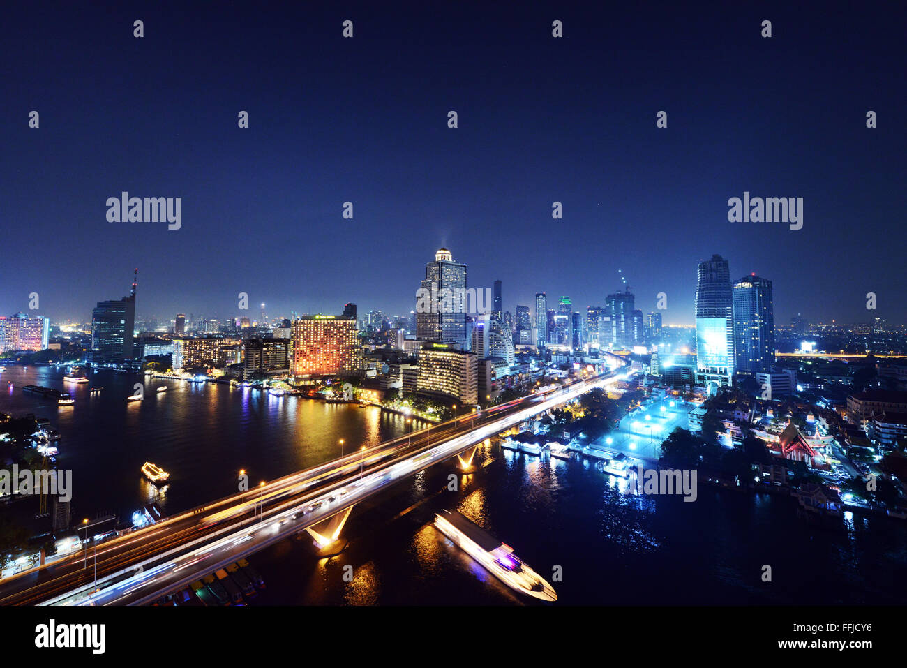 Bangkok lebua tower hi-res stock photography and images - Alamy