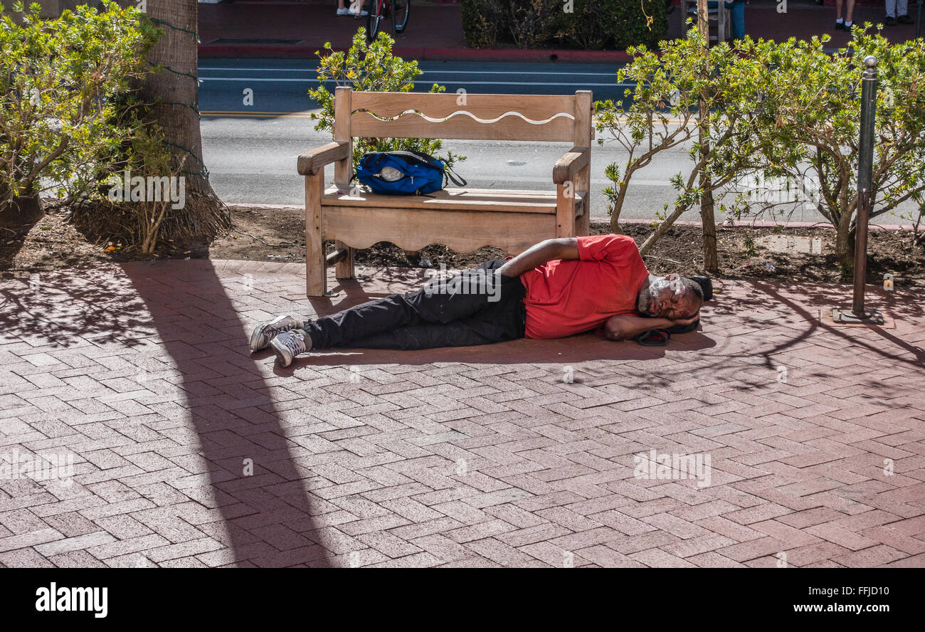 Middle aged homeless person High Resolution Stock Photography and ...