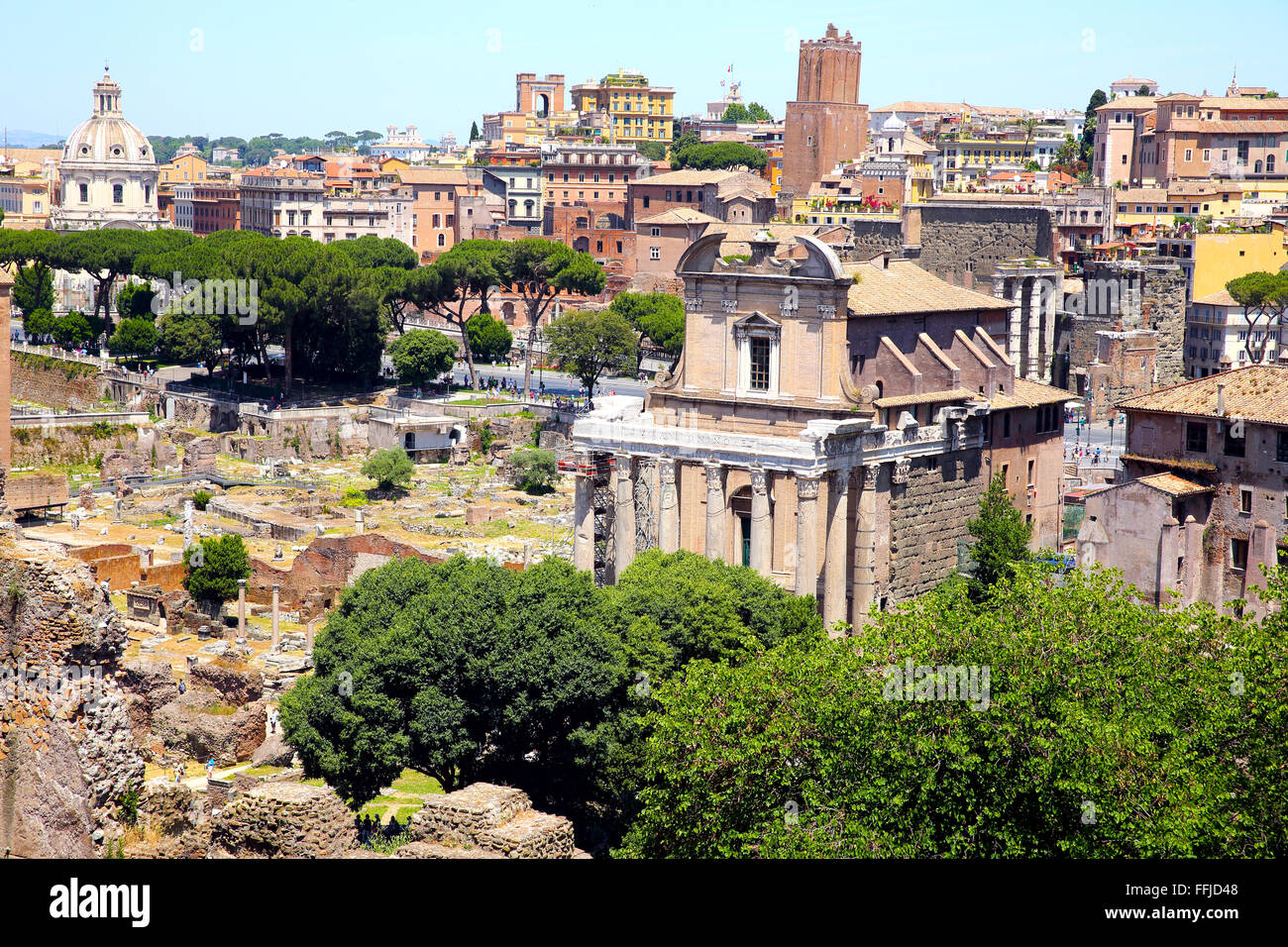 Via sacra roman forum rome hi-res stock photography and images - Alamy