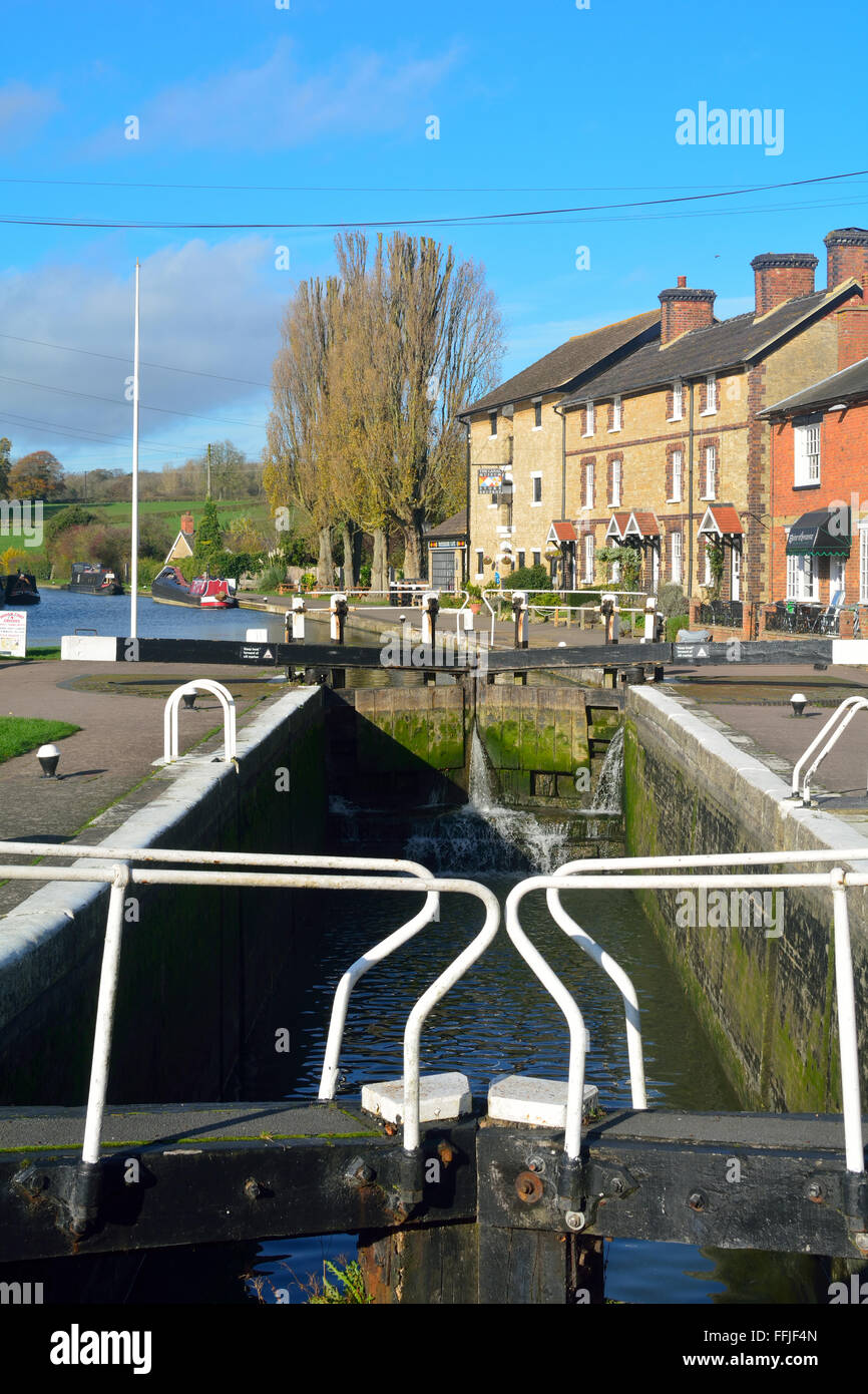 Stoke locks hi-res stock photography and images - Alamy