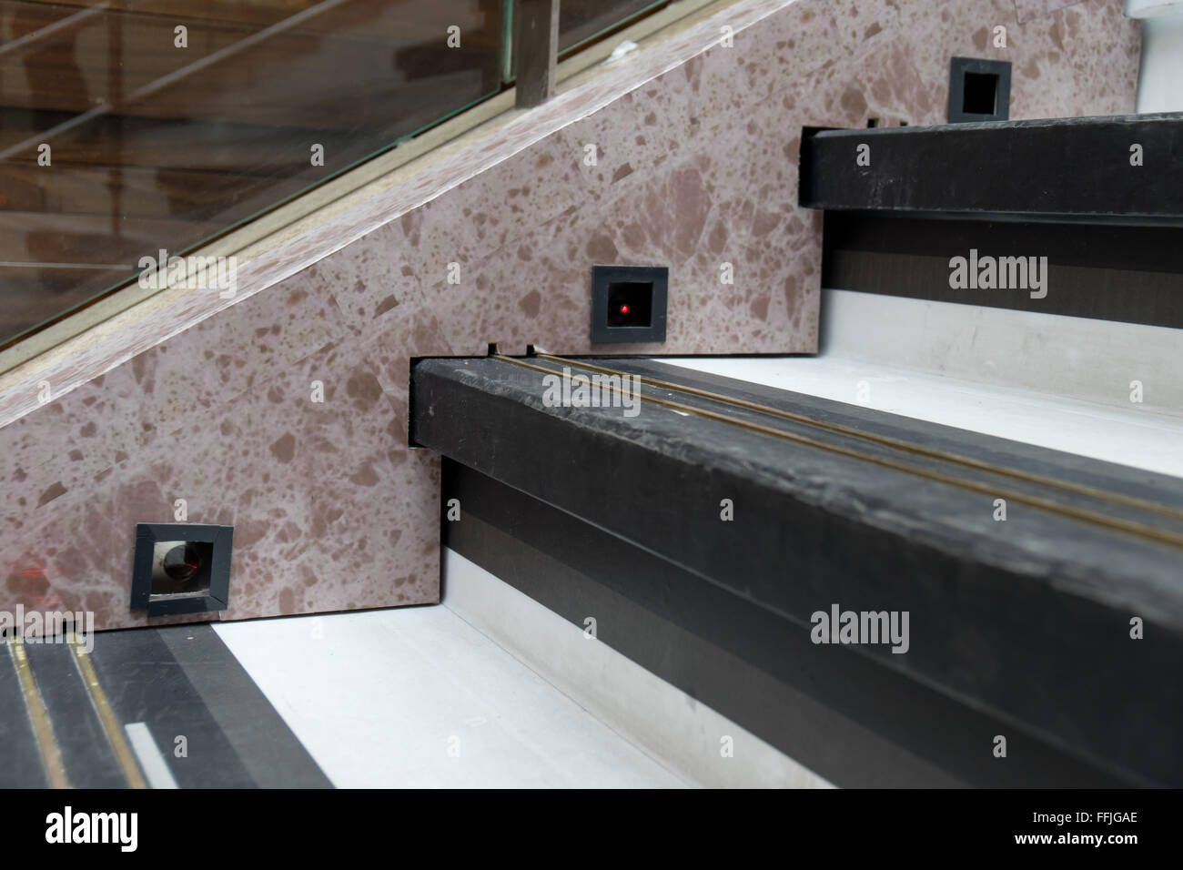 Piano key stairs hi-res stock photography and images - Alamy