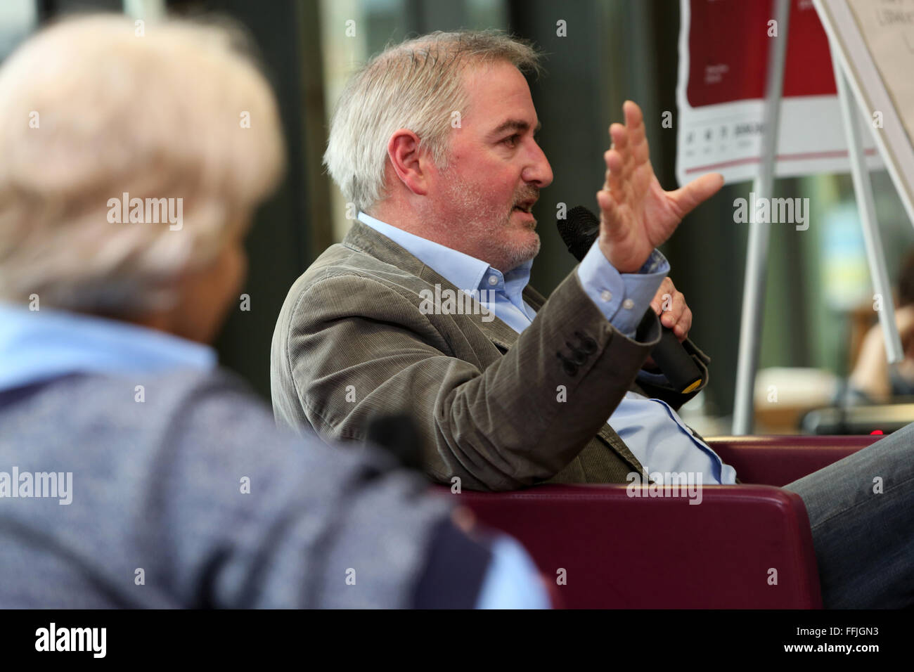 Children's Laureate Chis Riddell pictured in conversation with The ...