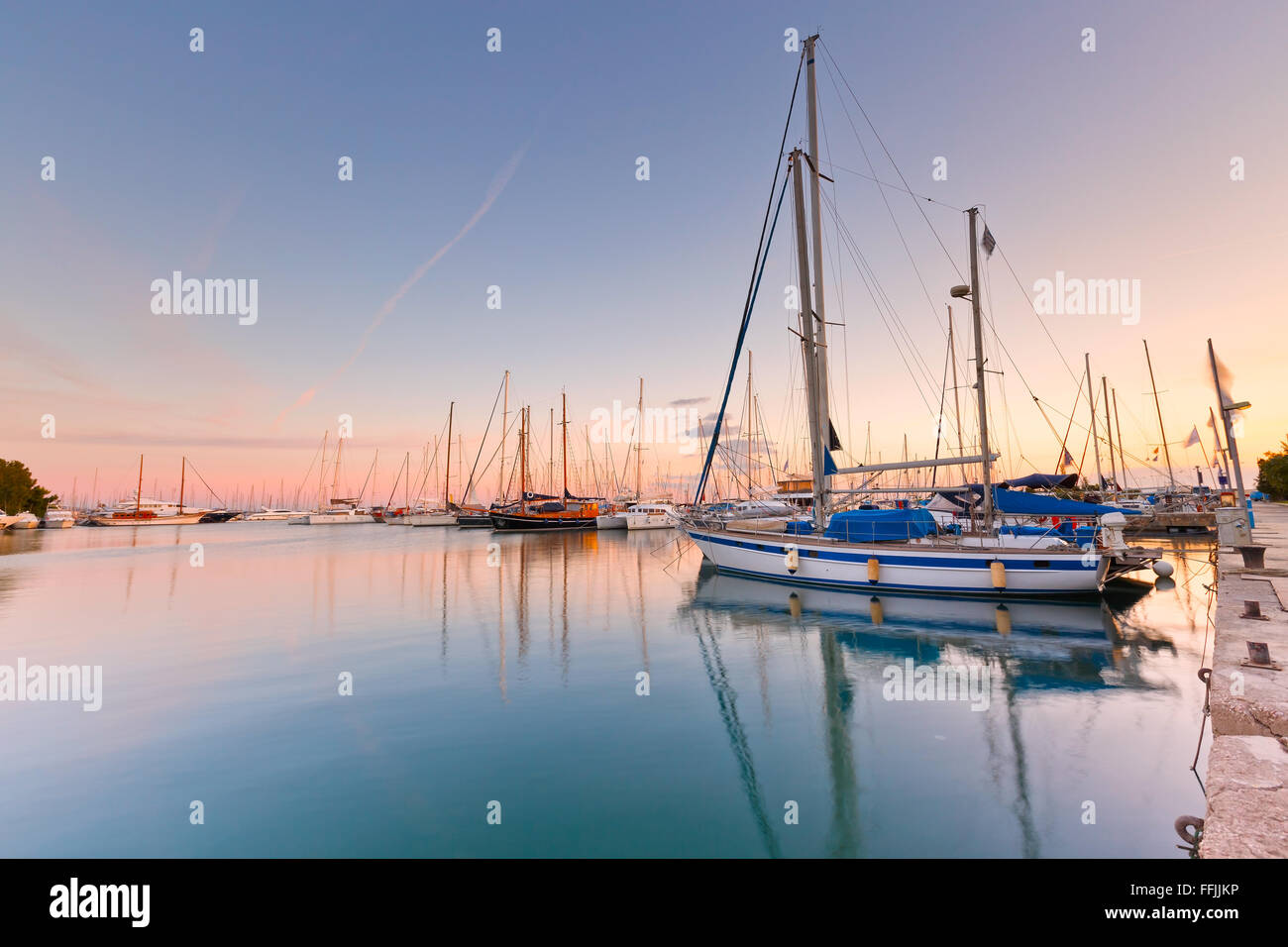 Sunset in Alimos marina in Athens, Greece Stock Photo - Alamy