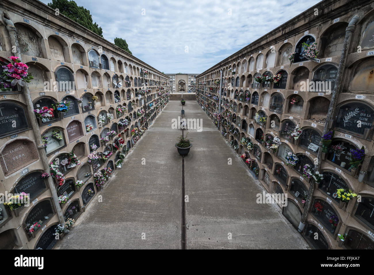 columbarium wall at Poblenou Cemetery - Cementiri de l'Est (East ...