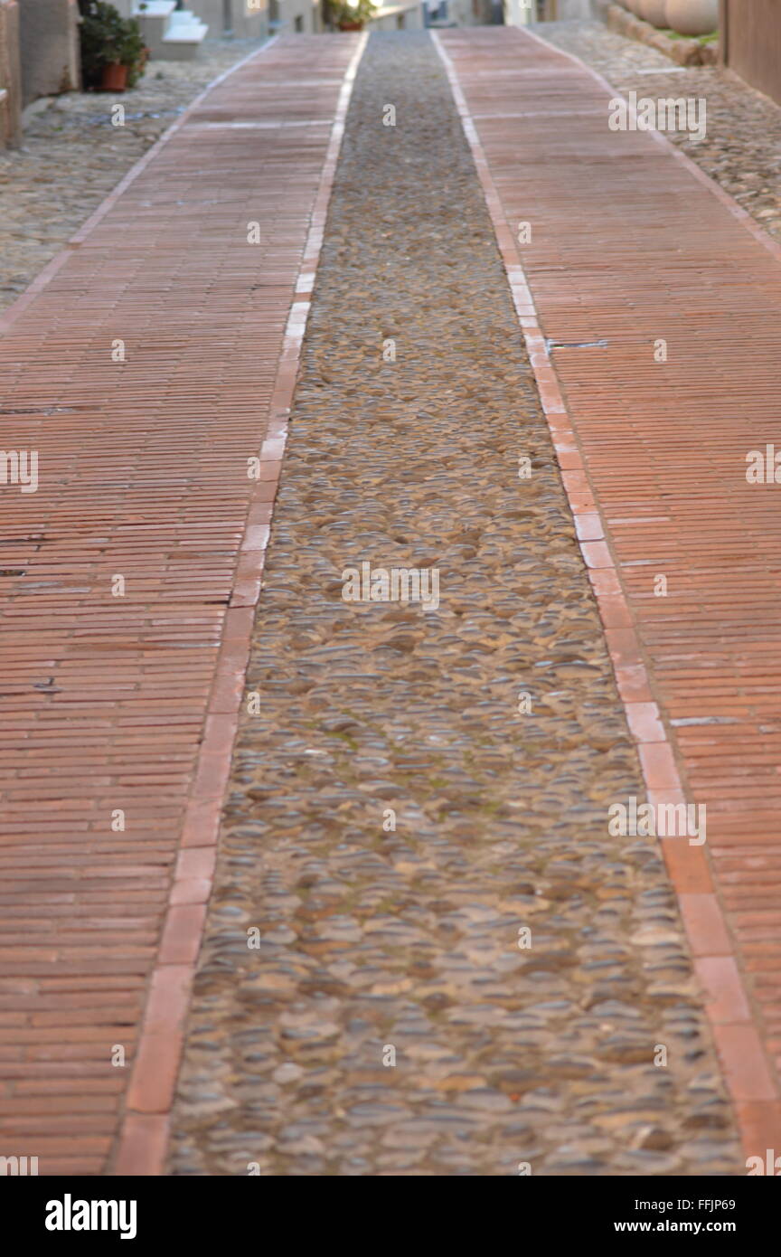 Nature stone way hi-res stock photography and images - Alamy