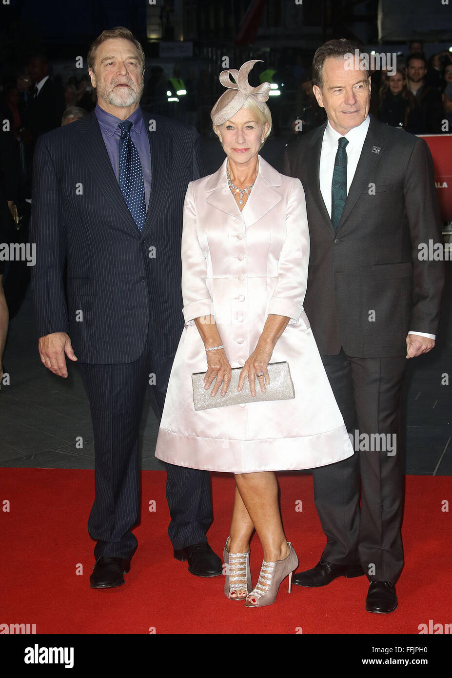 Dame helen mirren and john goodman hi-res stock photography and images ...