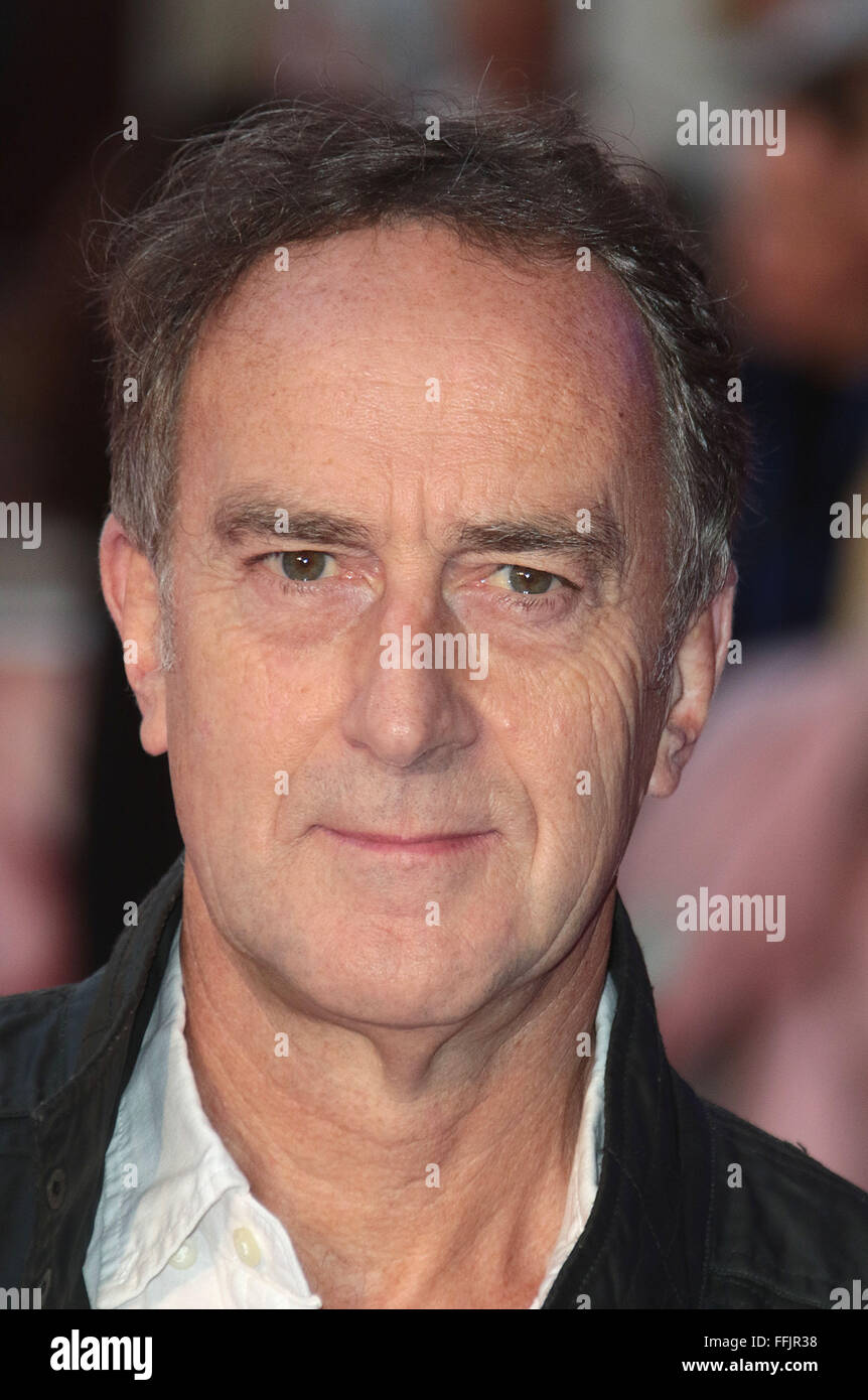 Angus deayton hi-res stock photography and images - Alamy