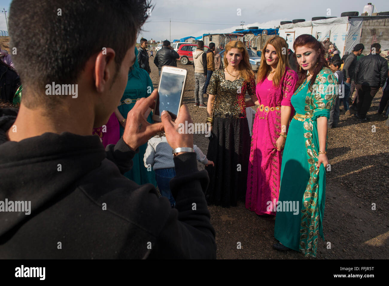 Kurdish traditional wedding in Barika refugee camp in Iraq Stock Photo ...