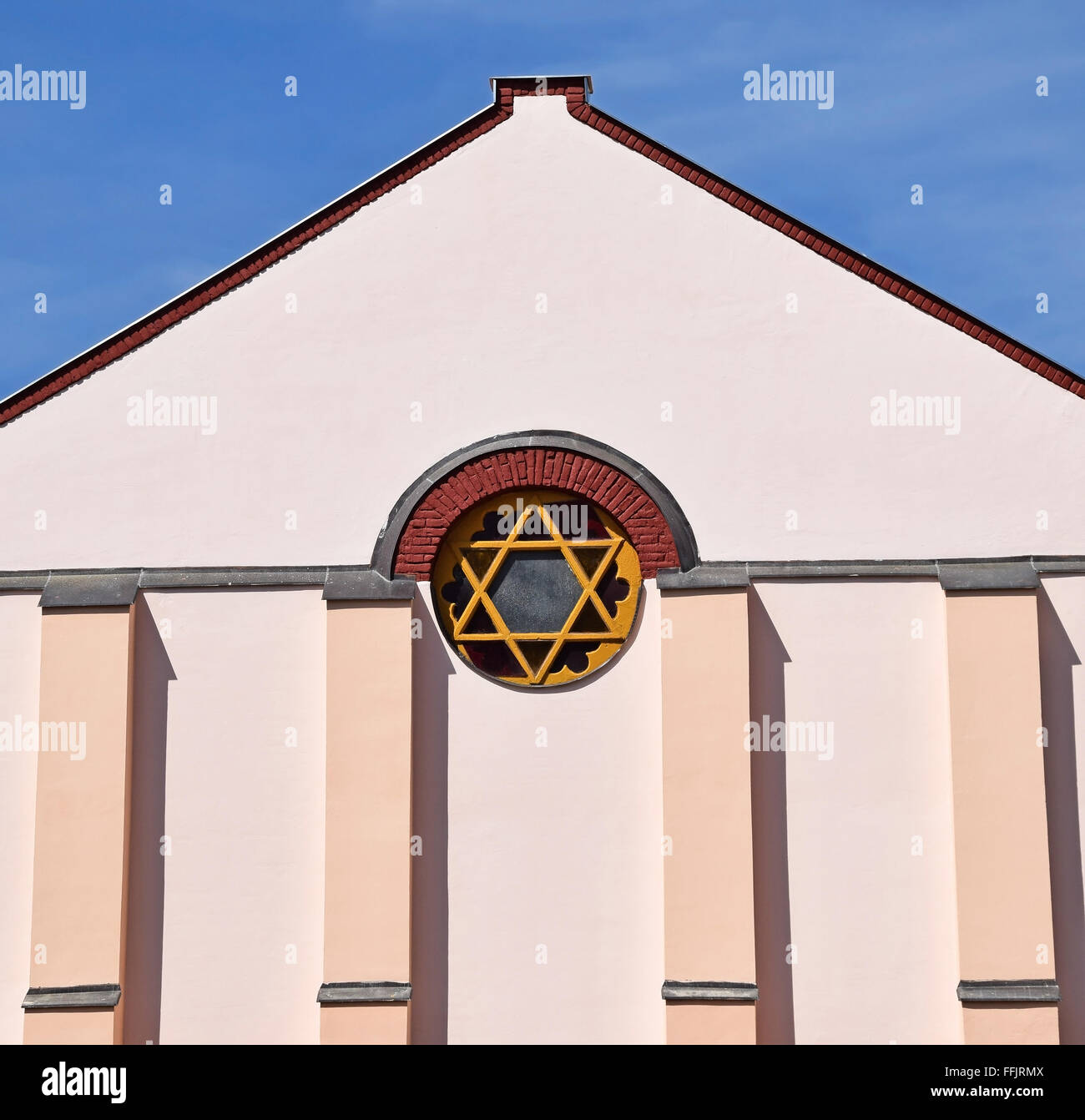 Synagogue structure hi-res stock photography and images - Alamy