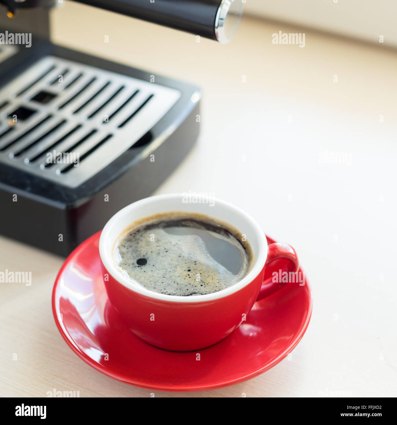 Break machine hi-res stock photography and images - Alamy