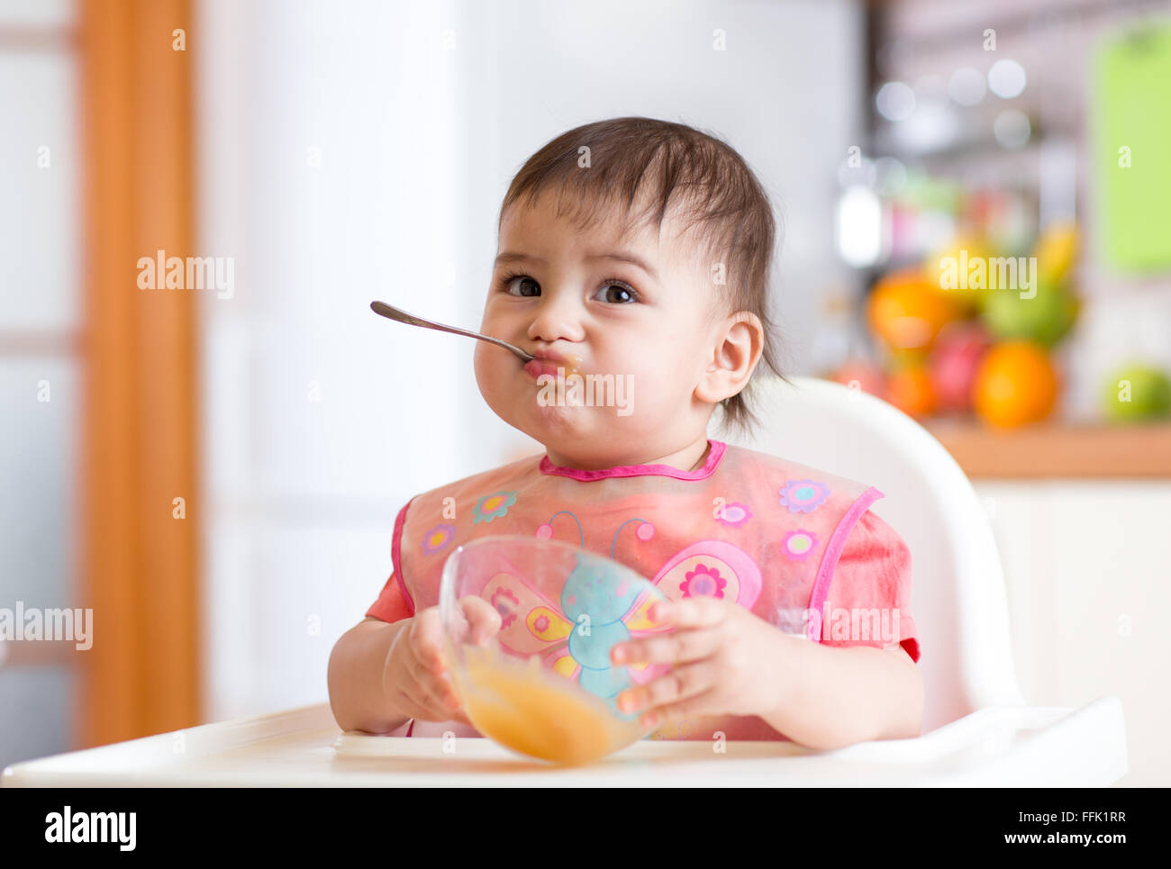 Kid smiling face expression hi-res stock photography and images - Alamy