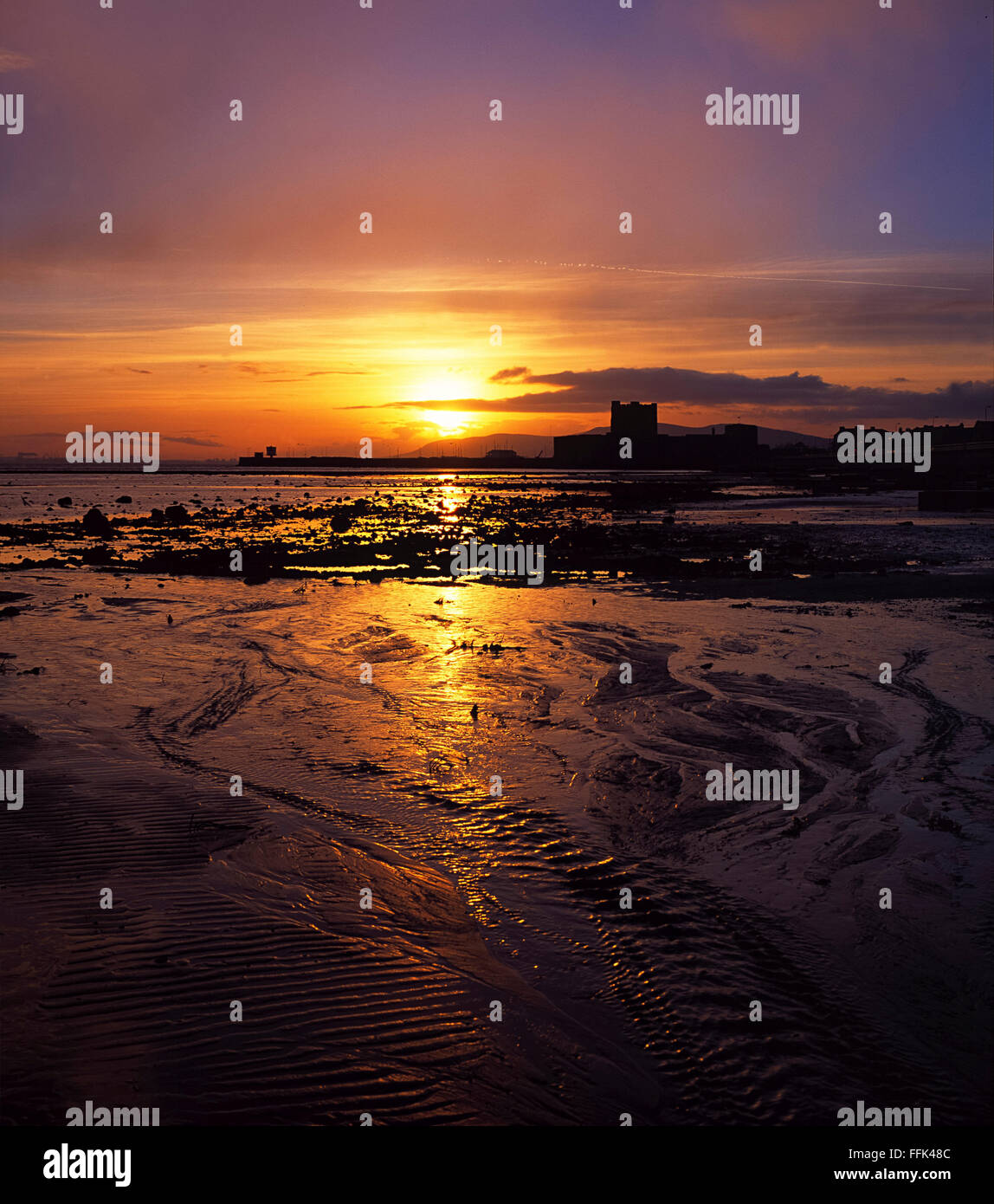 Sunset at carrickfergus castle hi-res stock photography and images - Alamy