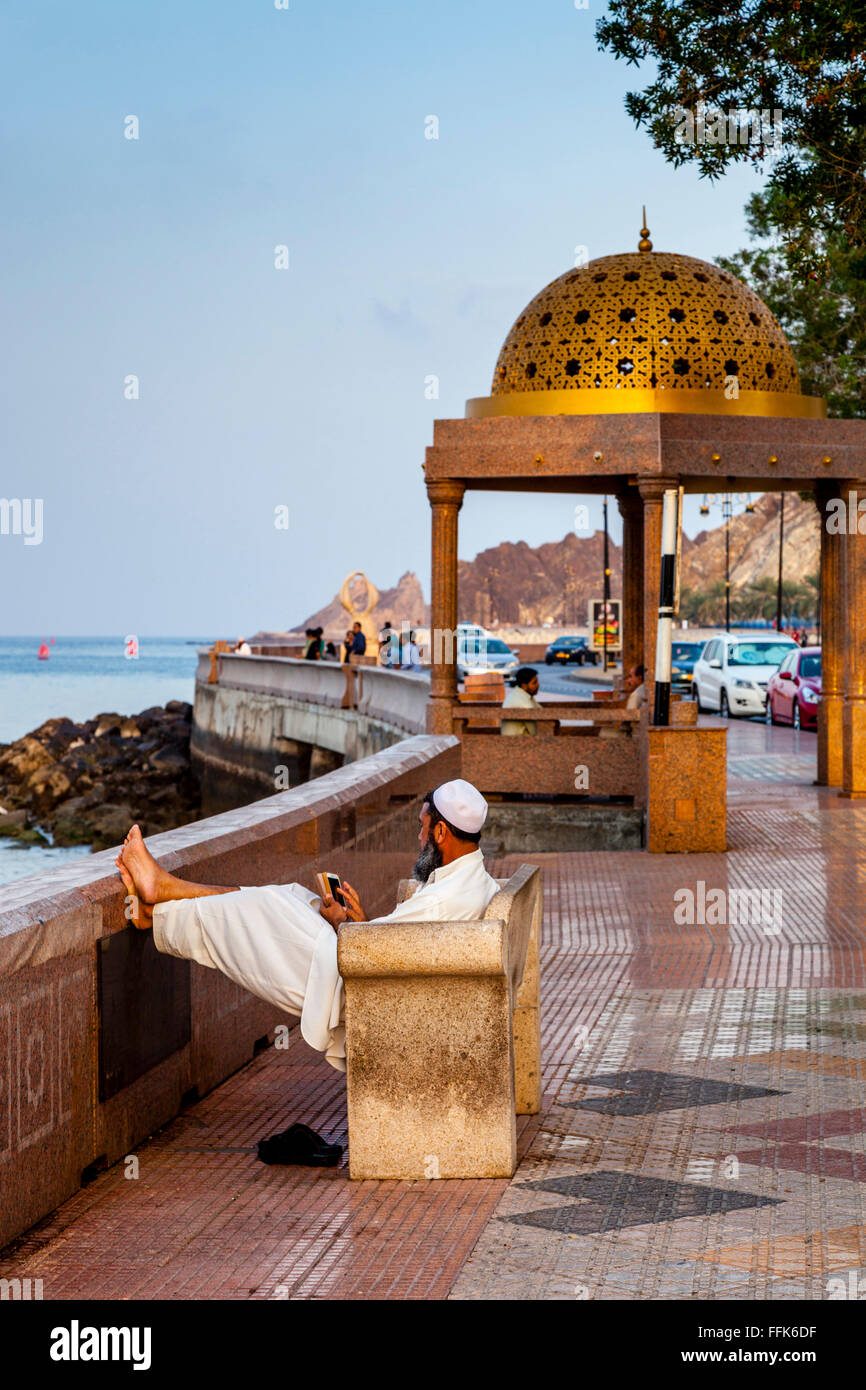 Corniche promenade hi-res stock photography and images - Alamy