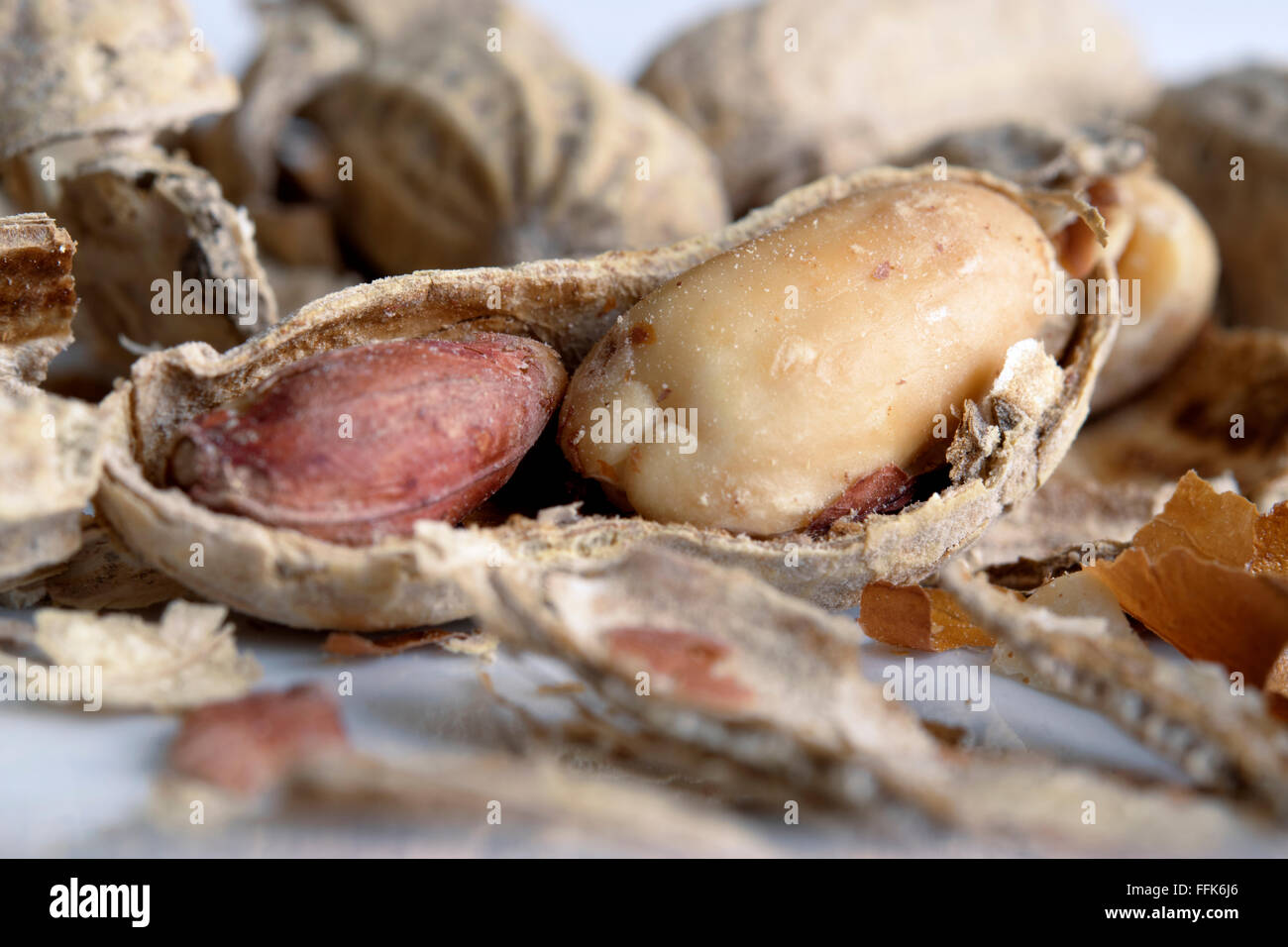 Cracked peanut shell hi-res stock photography and images - Alamy