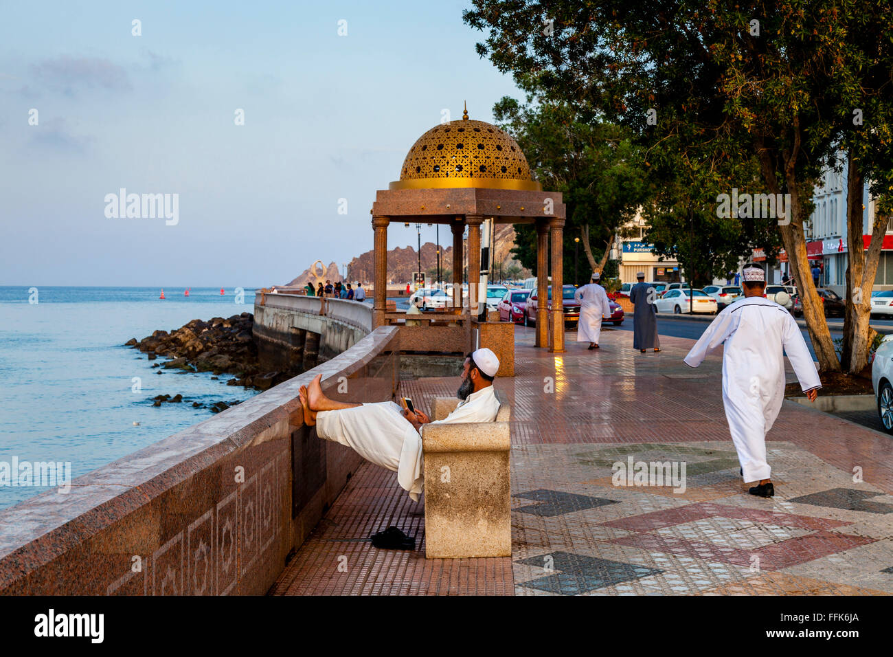 The Corniche (Promenade) At Muttrah, Muscat, Sultanate Of Oman Stock ...