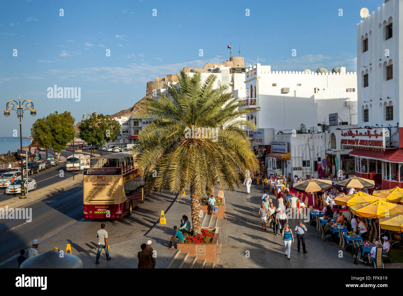 The Corniche (Promenade) At Muttrah, Muscat, Sultanate Of Oman Stock ...