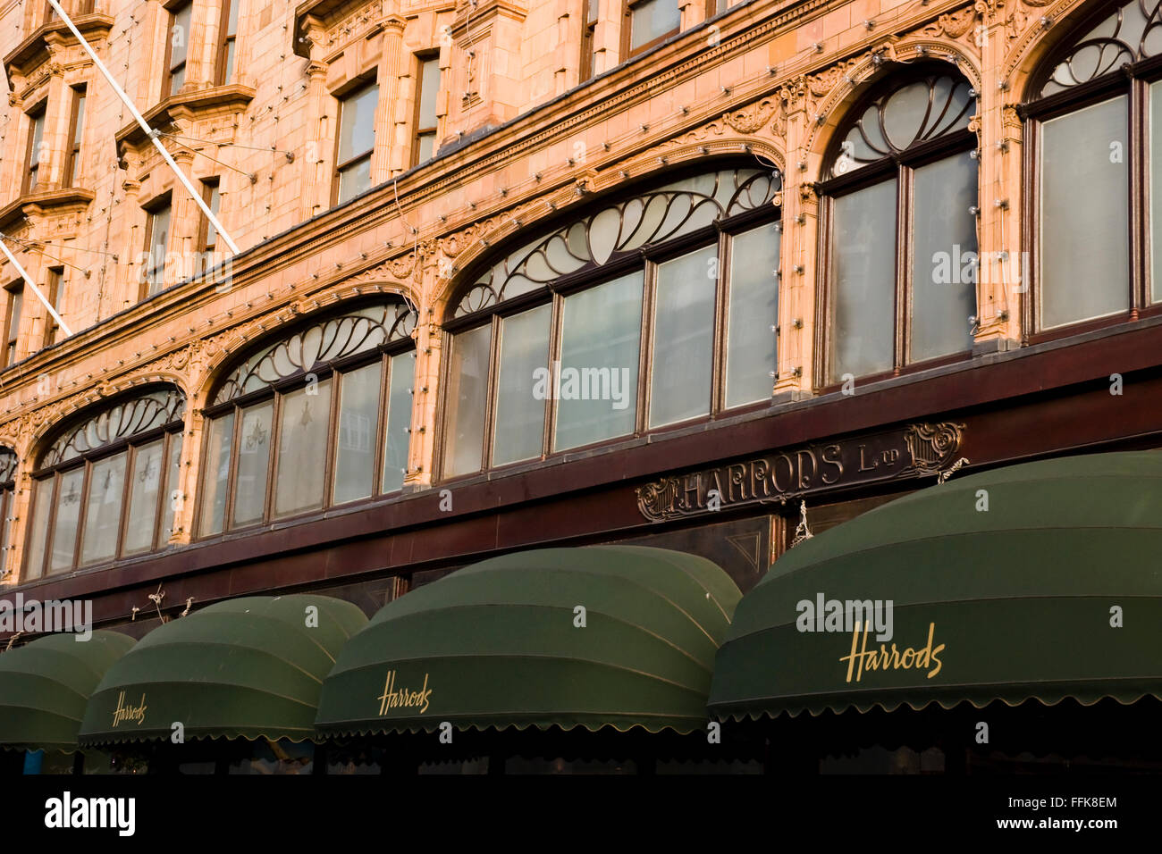 Harrods, luxury department store, London, England, UK Stock Photo - Alamy
