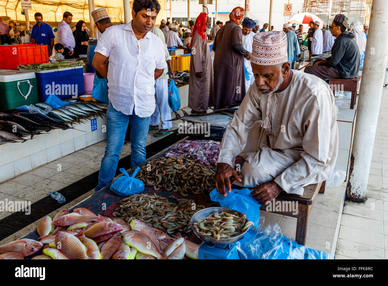 The Fish Market At Muttrah, Muscat, Sultanate Of Oman Stock Photo - Alamy