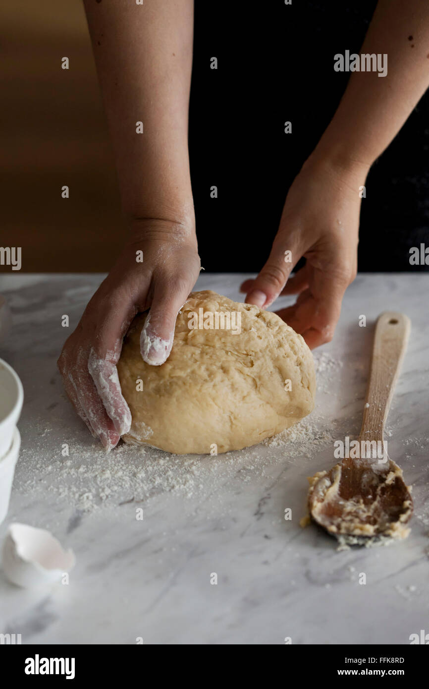 Kneading table hi-res stock photography and images - Alamy