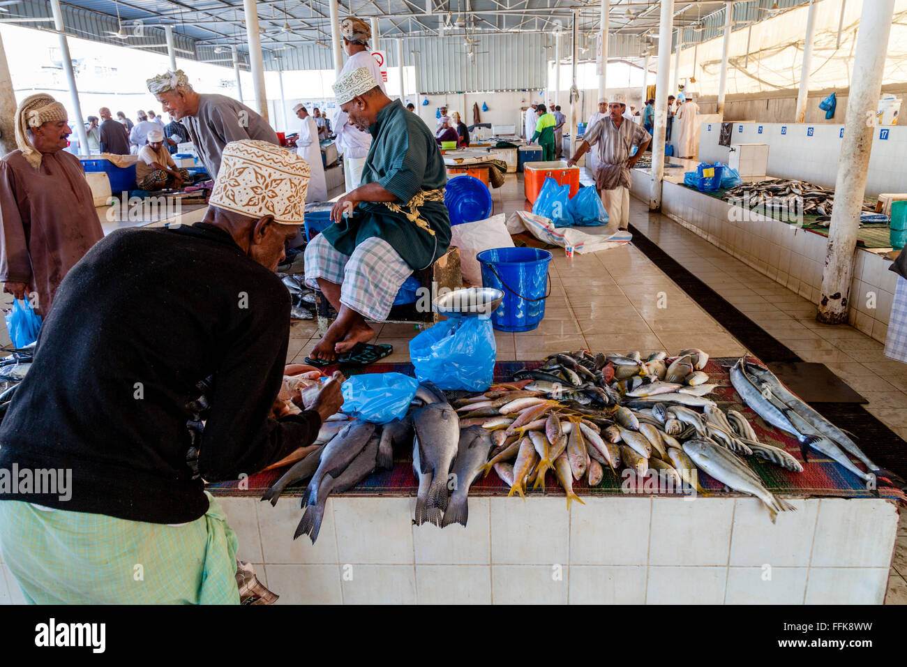 The Fish Market At Muttrah, Muscat, Sultanate Of Oman Stock Photo - Alamy