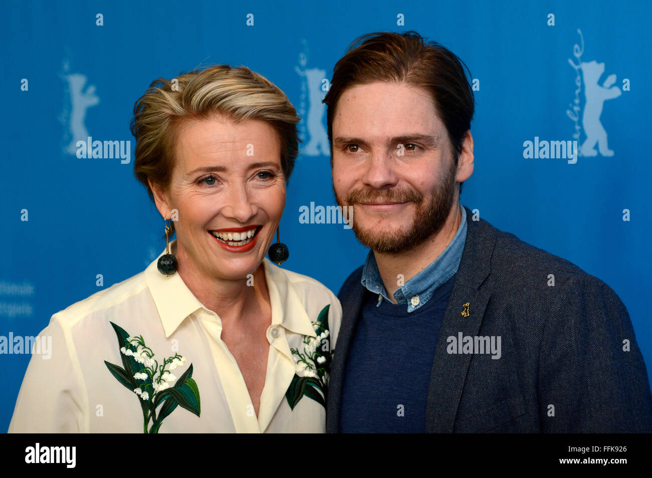 Berlin, Germany. 15th Feb, 2016. Emma Thompson and Daniel Brühl during ...