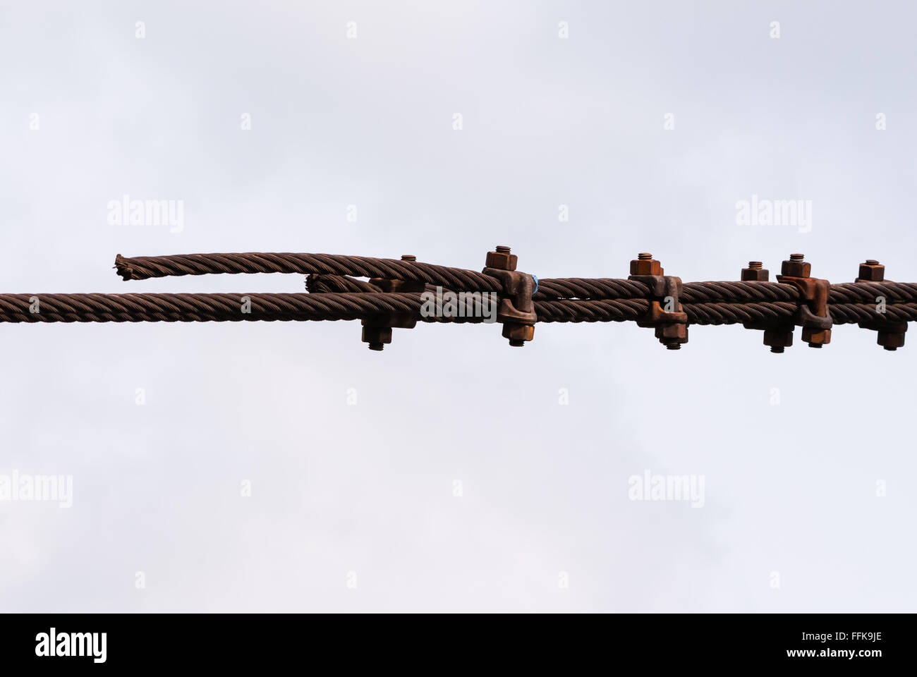 Metal strand hi-res stock photography and images - Alamy