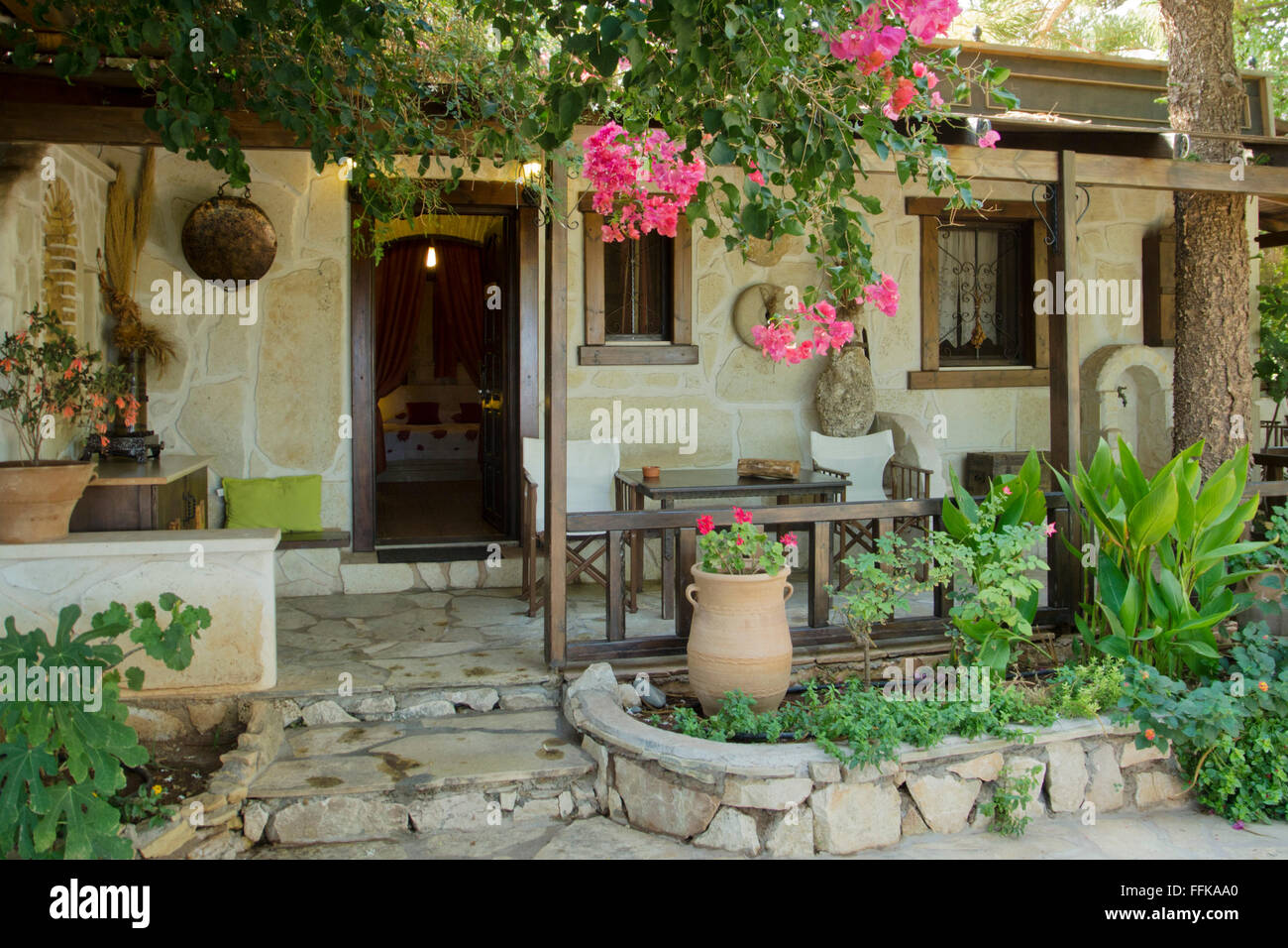 Zakros hi-res stock photography and images - Alamy