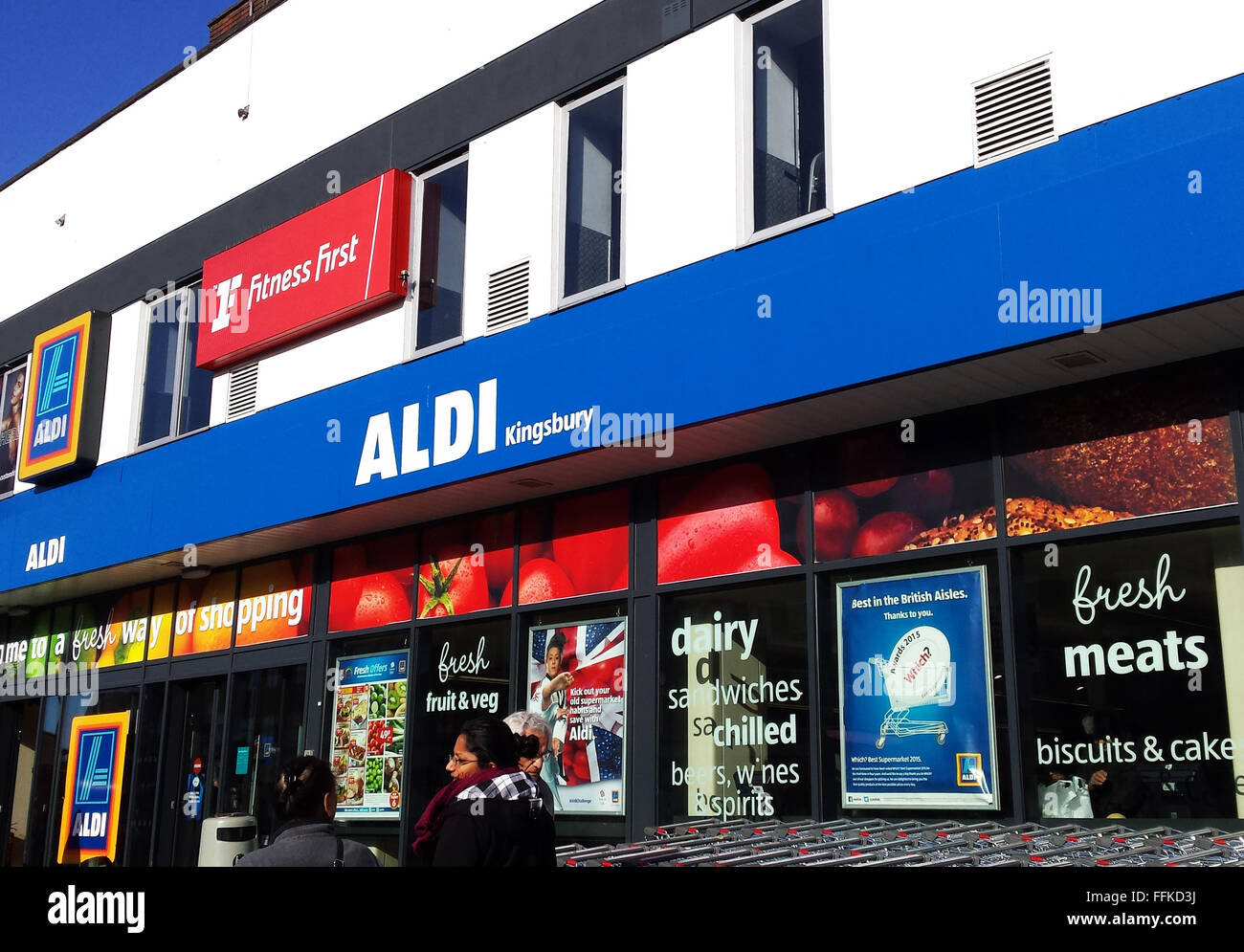 Aldi supermarket store in Kingsbury, North West London Stock Photo - Alamy