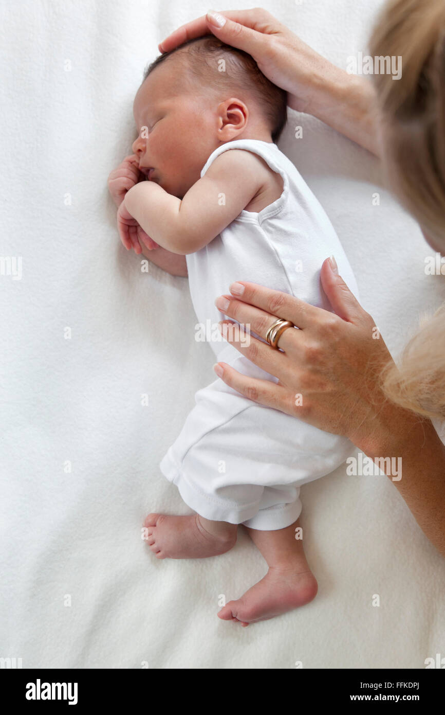 Dark hair baby hi-res stock photography and images - Alamy